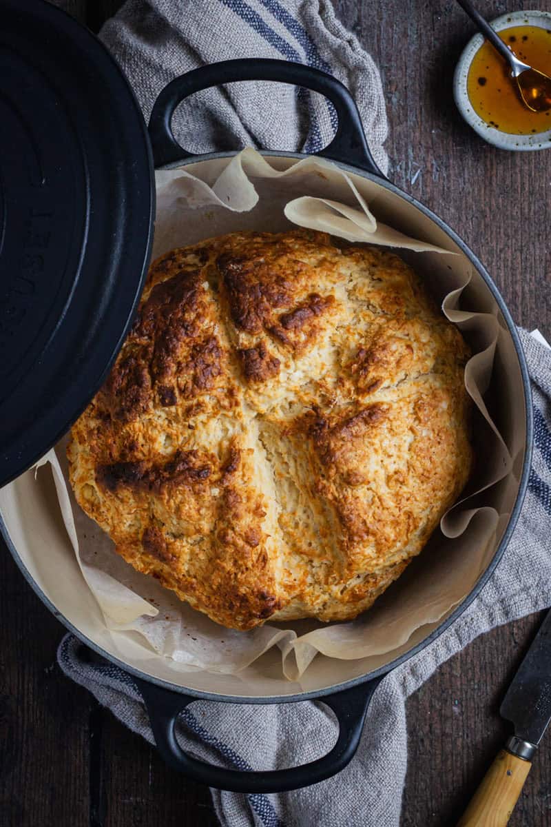Dutch Oven Damper Bread - The Irishman's Wife